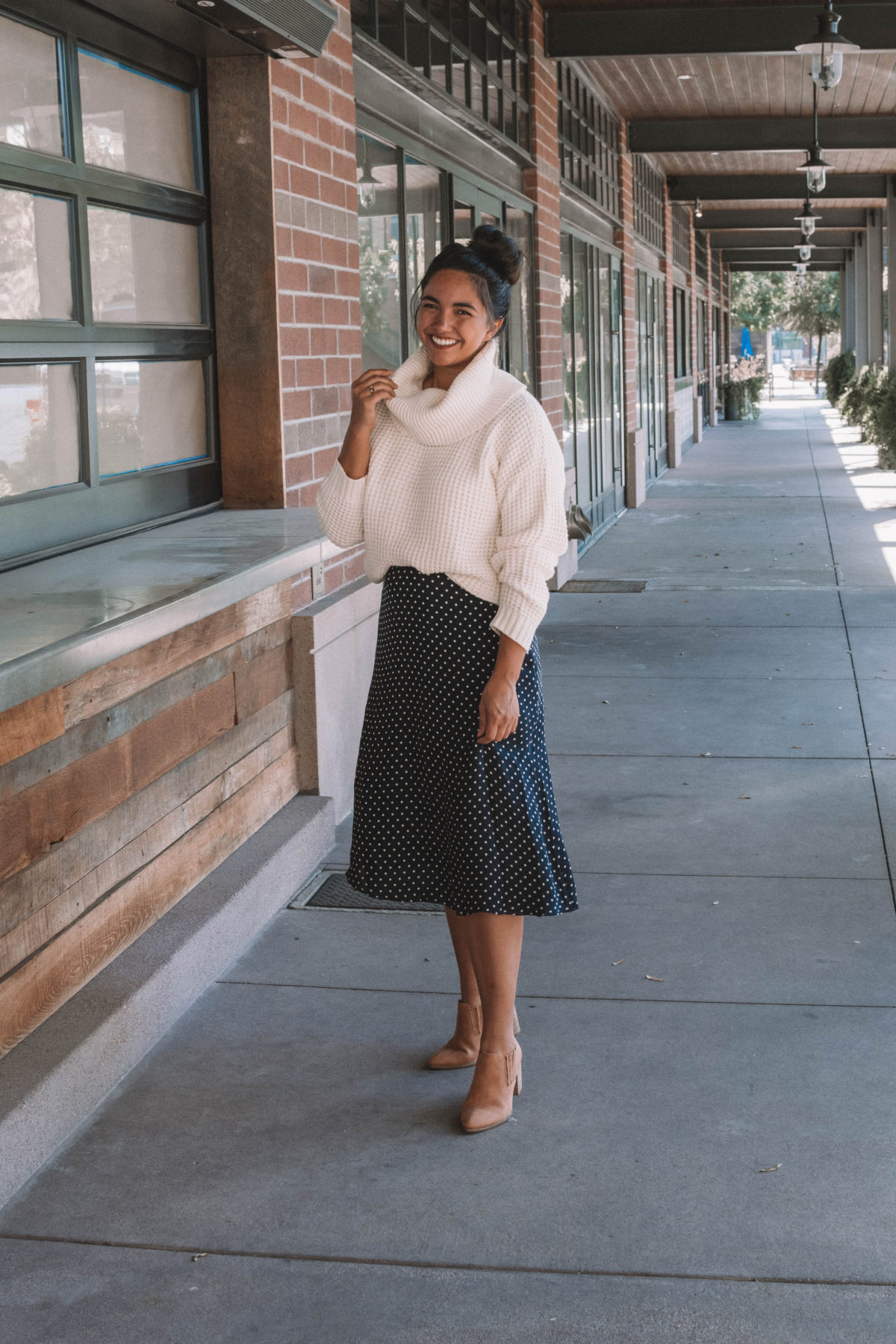 Key Components of a Perfect Early Fall Outfit - Curated by Kirsten